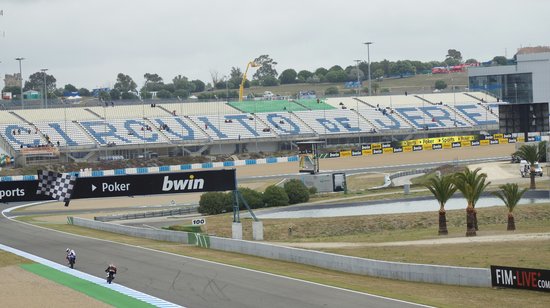 Jerez_grandstand – Trackdays4all.nl